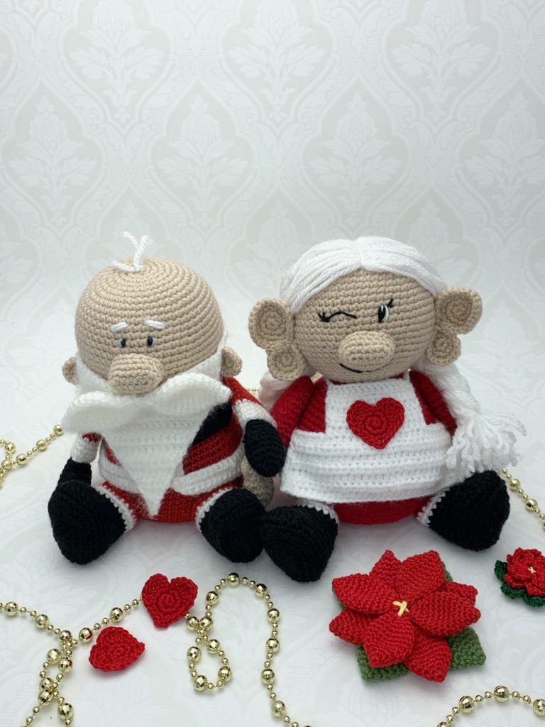 Mönster virkade Tomtemor & Tomtefar med bus i - EllenKantarellen